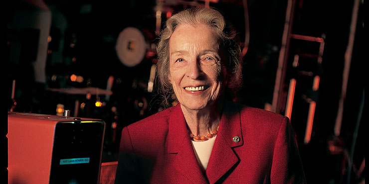 Katharine Gebbie • Samuel J. Heyman Service to America Medals