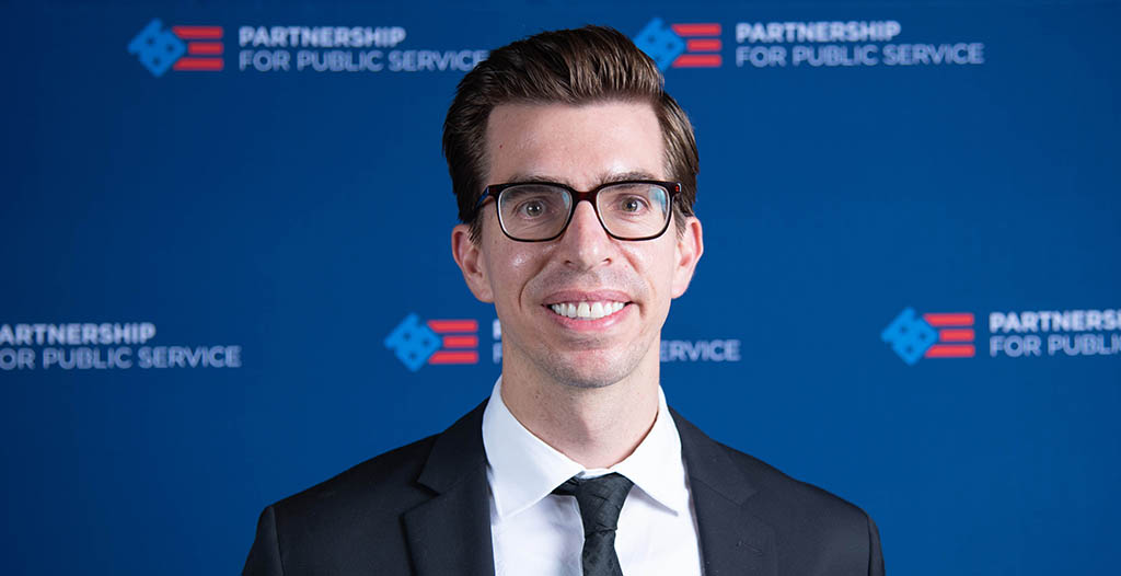 Kyle Randall Knipper, Ph.D. • Samuel J. Heyman Service to America Medals